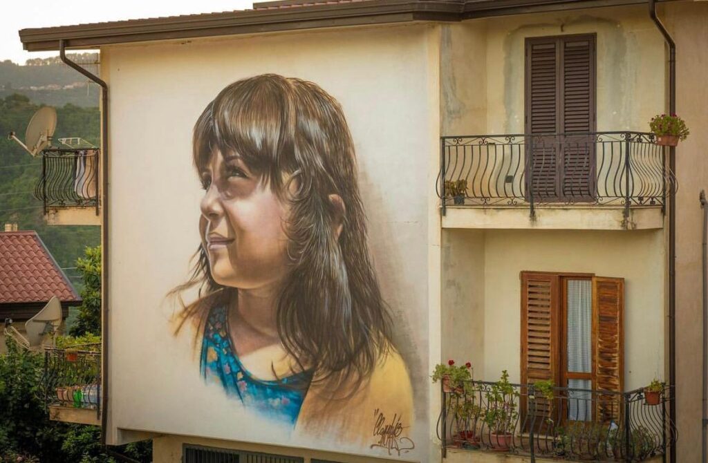 Street-artist, altri sette nuovi murales nel borgo di San Pietro Magisano