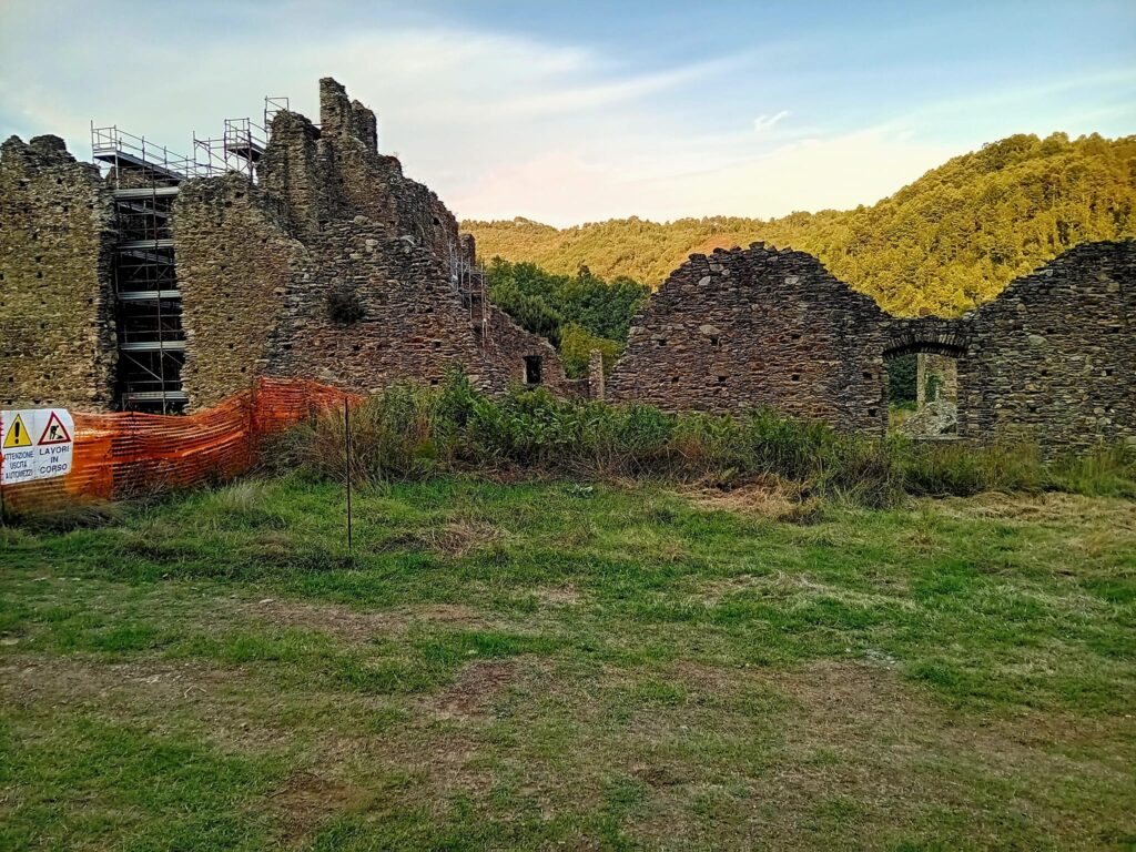 Carlopoli, i reperti dell'abbazia di Santa Maria di Corazzo saranno ...
